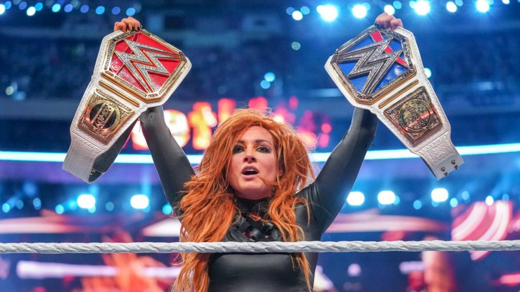 WWE: Becky Lynch rivela cosa ha detto alla madre di Ronda Rousey dopo ...