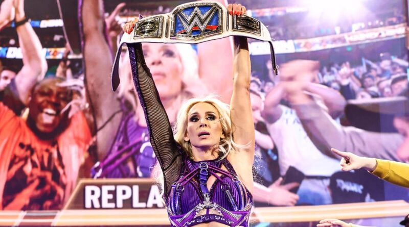 WWE: Charlotte Flair durante Smackdown si dimentica di essere face ...
