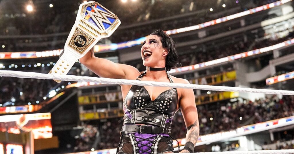 WWE: Rhea Ripley era pronta a unirsi alla Bloodline? | Spazio Wrestling